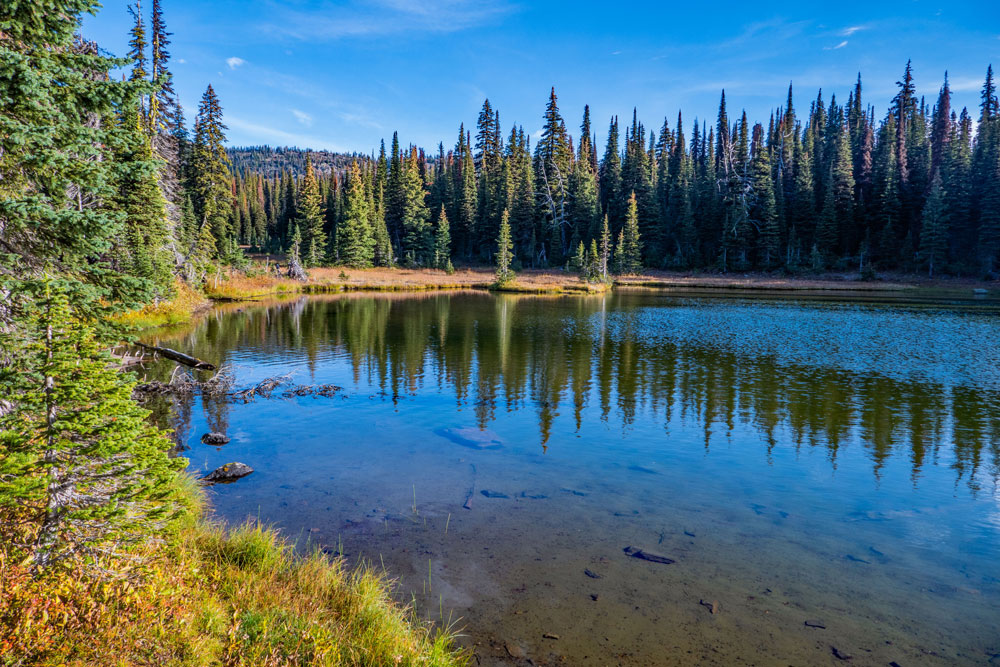 Little Therriault Lake Loop in the 10 lakes region - Glacier National ...